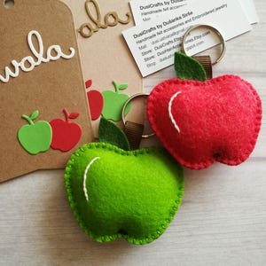 Wool Felt Apple Keychain, Apple Gift, Best Teacher Gift, Teachers Apple ...