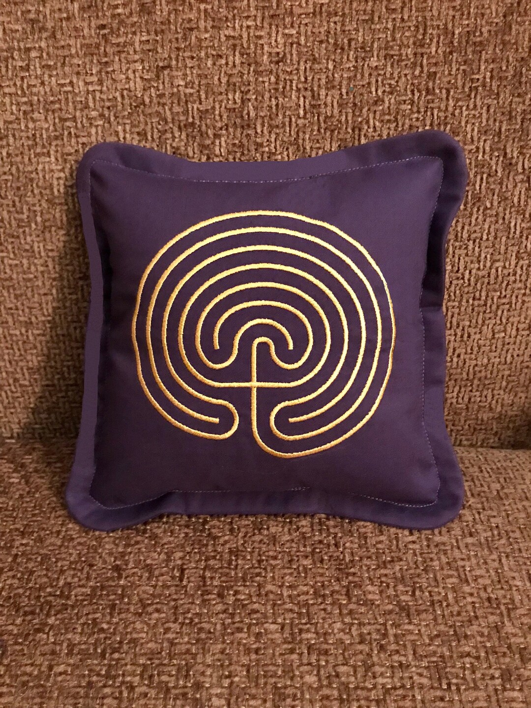 Pillow, Finger Labyrinth Pillow, Labyrinth, Finger Labyrinth, Zen ...
