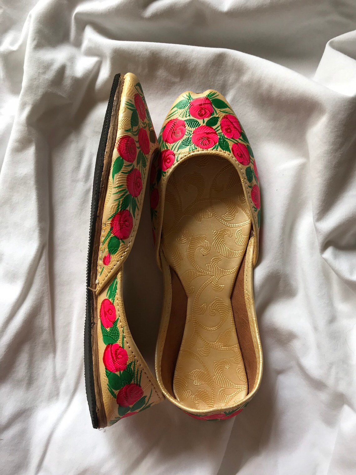 Hand Painted Vintage Indian Split Toe Gold Slippers - Etsy