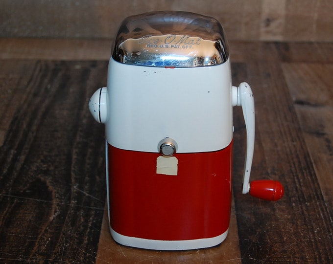 Vintage Ice Crusher, Ice-o-mat Ice Crusher, Vintage Red and White Color ...