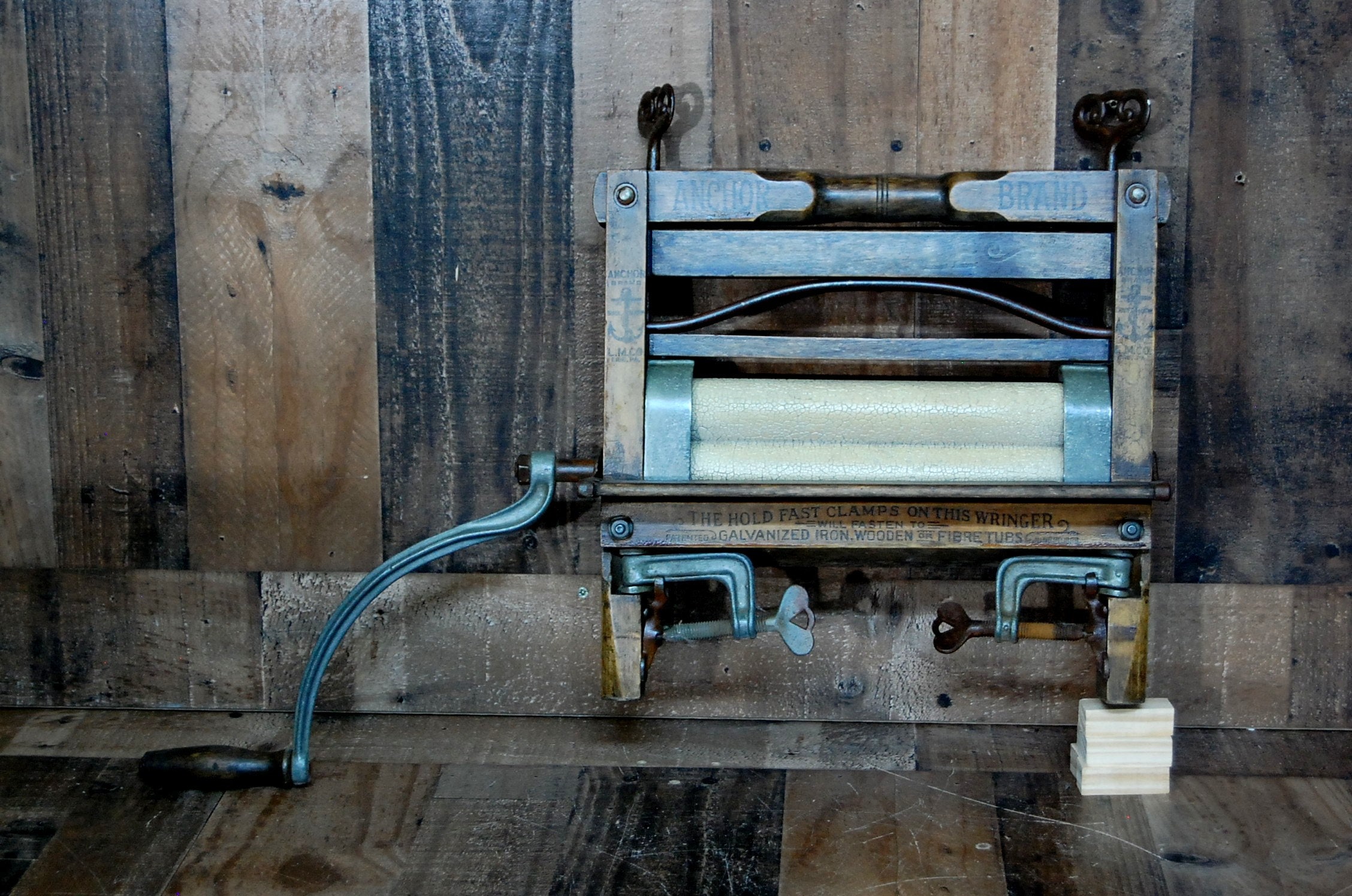 Make A Clothes Wringer