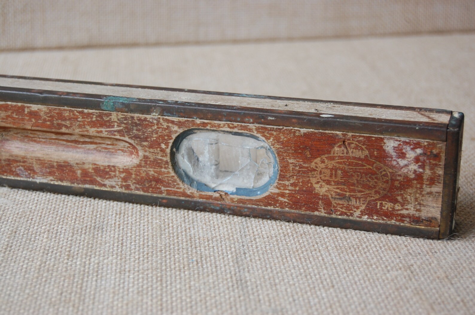 Vintage Industrial Level Wood and Metal Bubble Level Vintage - Etsy