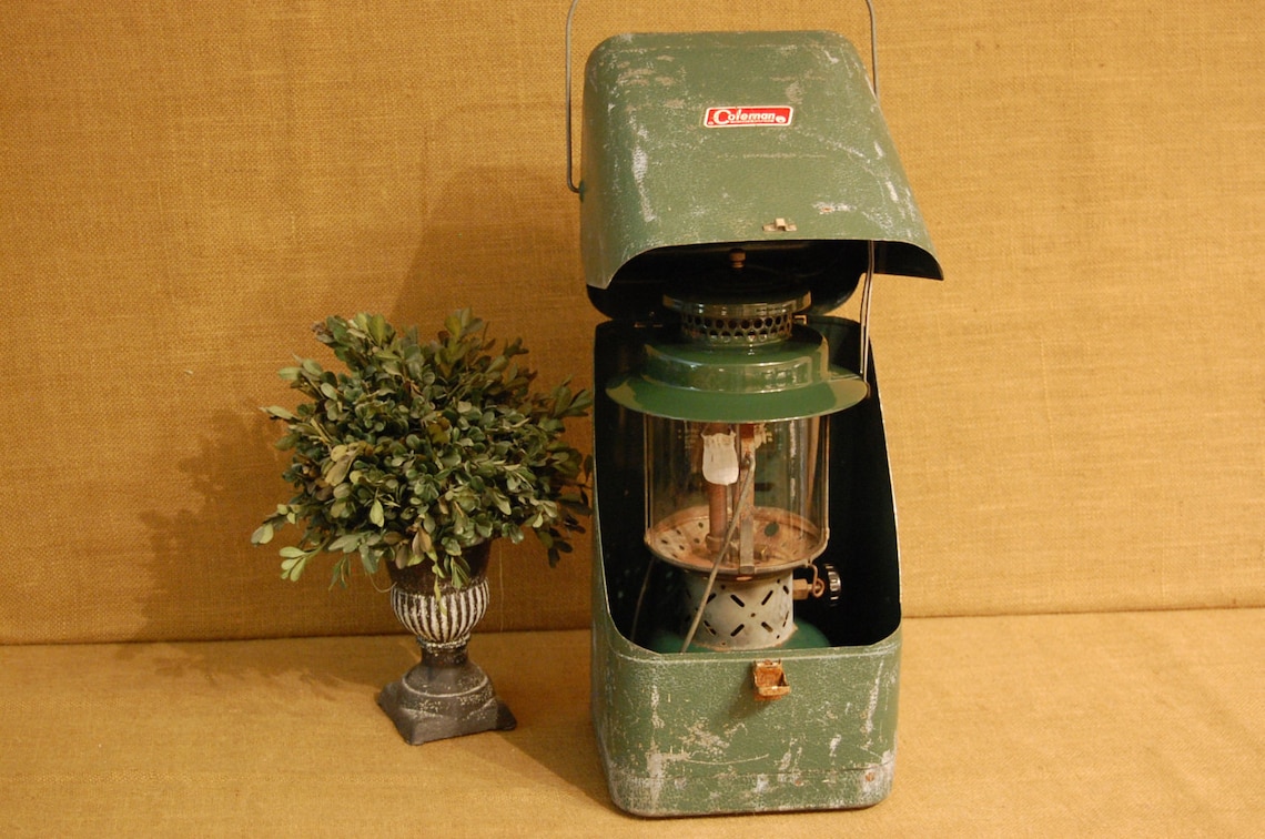 Vintage Coleman Lantern With Original Aluminum Case Vintage - Etsy