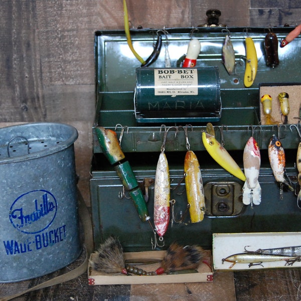 Vintage Tackle Box - Etsy