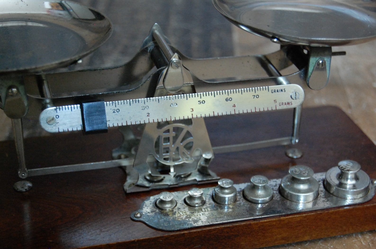 Kodak Studio Scale, Kodak Timer, 2 Kodak Metal Cans, Vintage 1930's ...