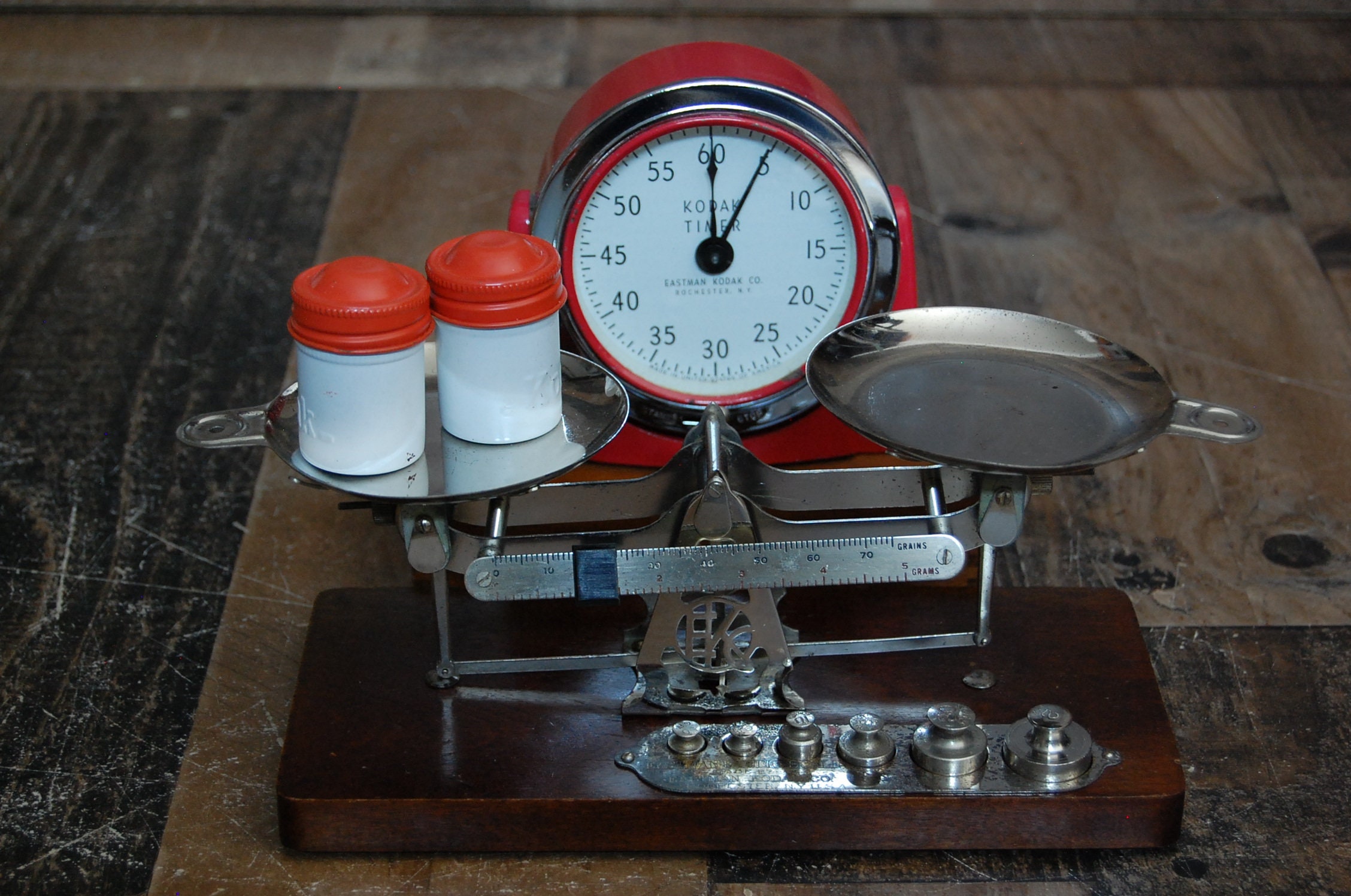 Kodak Studio Scale, Kodak Timer, 2 Kodak Metal Cans, Vintage 1930's ...