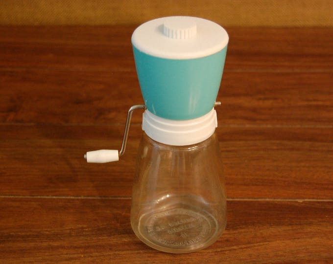Vintage Turquoise Nut Chopper, Vintage Farmhouse, Vintage Kitchen ...