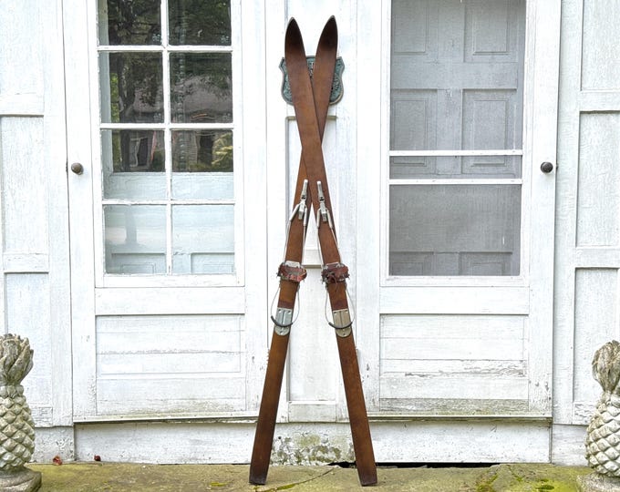 Snow Skis ~ Wood Skis ~ Antique Wood Snow Skis With Worn Metal Bindings ...