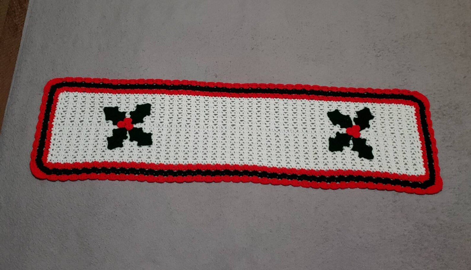 HOLLY TABLE RUNNER Crochet Runner - Etsy
