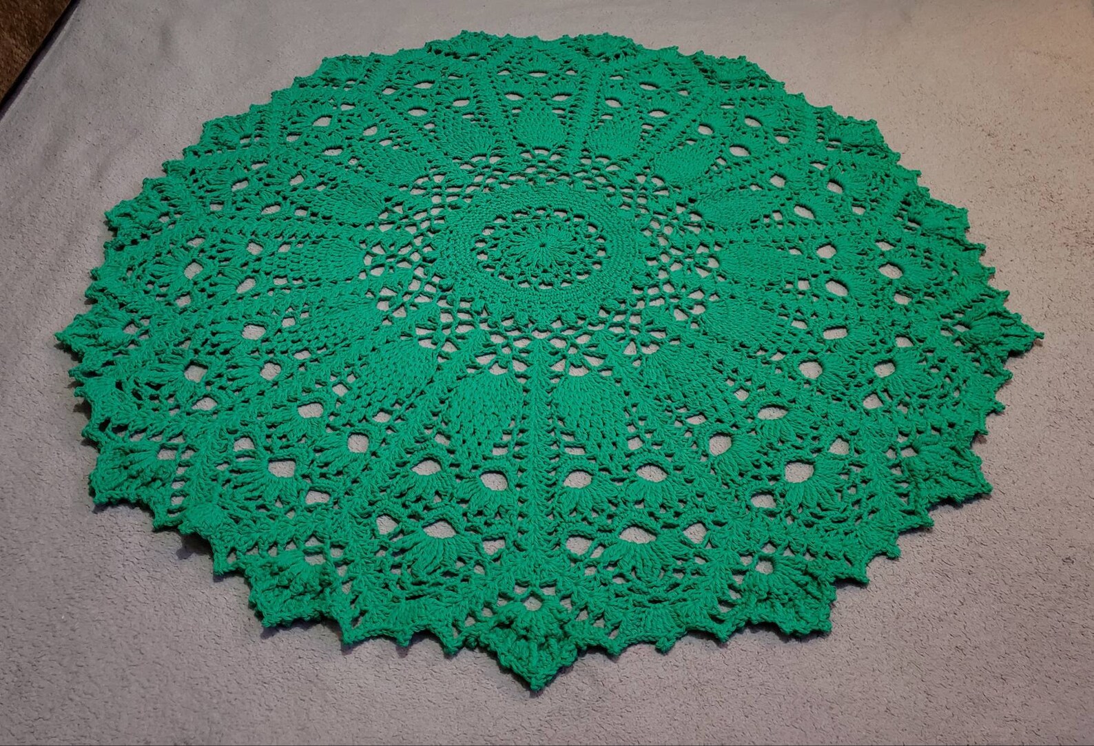 CROCHET RUG, Green Rug, Giant Doily, Lacy Rug,doily Rug, Round Rug ...