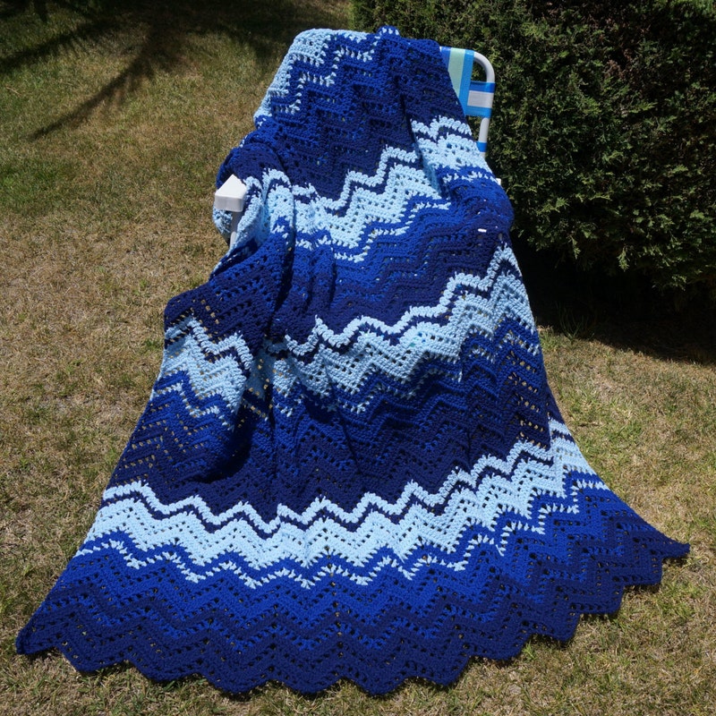 Blue Ripple Afghan - Etsy