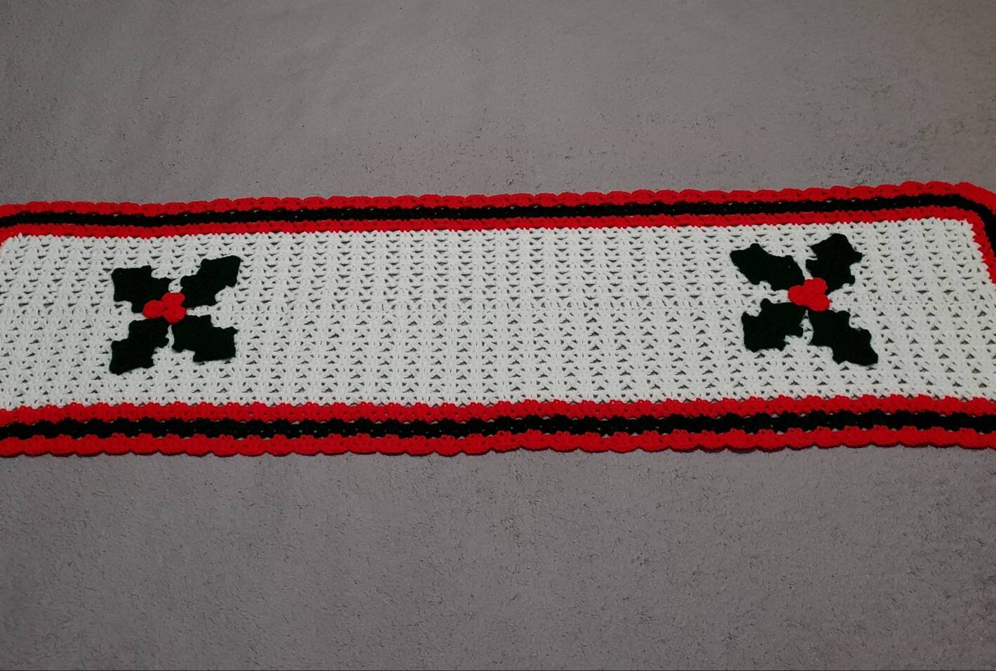HOLLY TABLE RUNNER Crochet Runner - Etsy