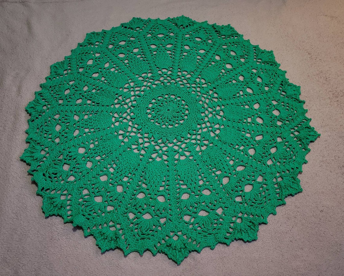 CROCHET RUG, Green Rug, Giant Doily, Lacy Rug,doily Rug, Round Rug ...
