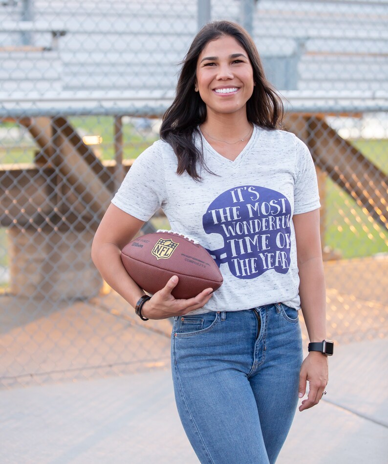 Football Mom Shirt/ Football Shirts/ Game Day Shirt/ It's | Etsy