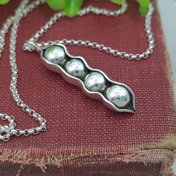 Two Peas in a Pod Necklace - Etsy