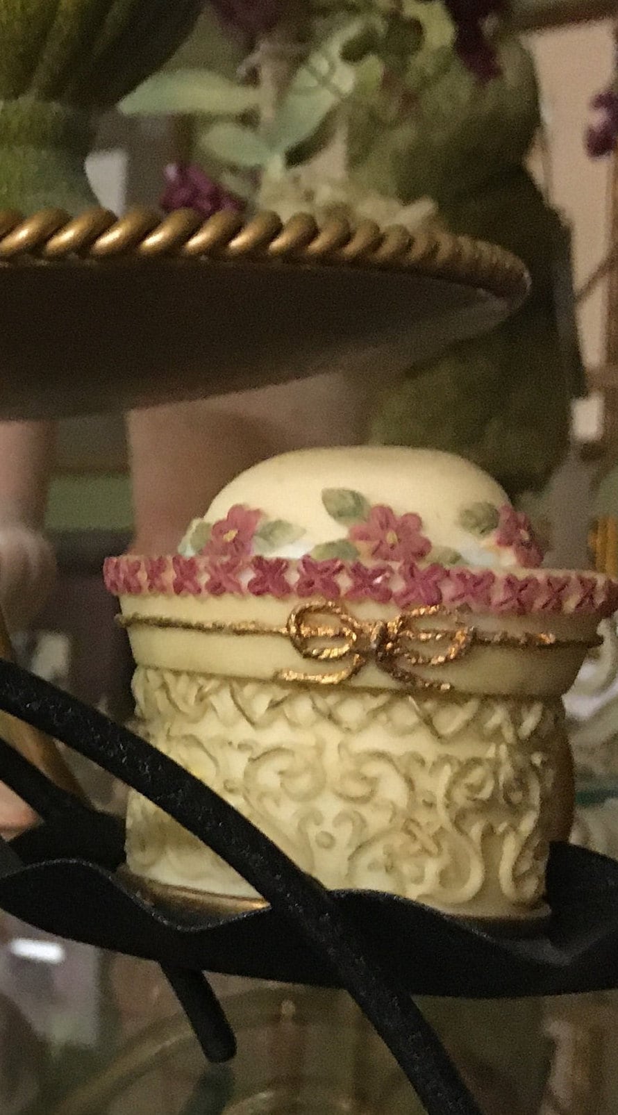 Hat Keepsake Boxes in Resin, Miniature Hat Boxes, Removable Hat Lids - Etsy