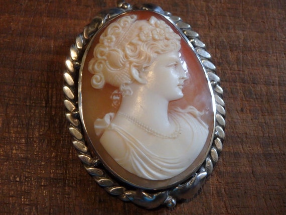 large vintage handmade shell camo brooch pendant ster… - Gem