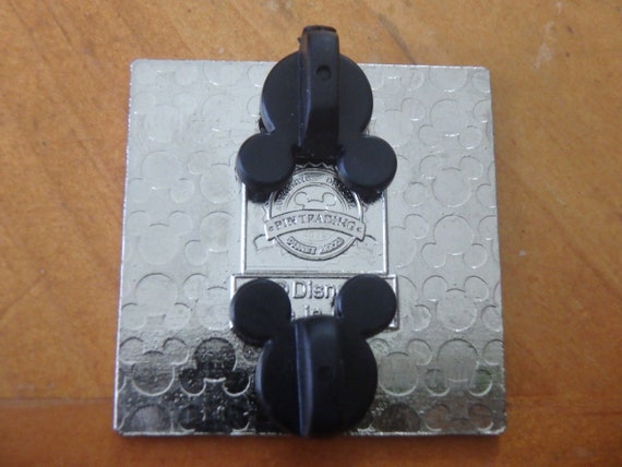 Mickey Mouse Disney Lapel Pin: Hi Ya Pal Cartoon Panel - Gem