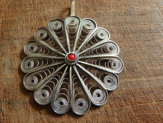 large antique filigree sterling silver & red coral pe… - Gem