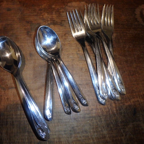 Shop Stainless Flatware by International - Etsy