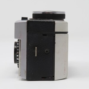 Vintage 1960s Kodak Instamatic 404 Uses New Flashcube Includes Camera ...