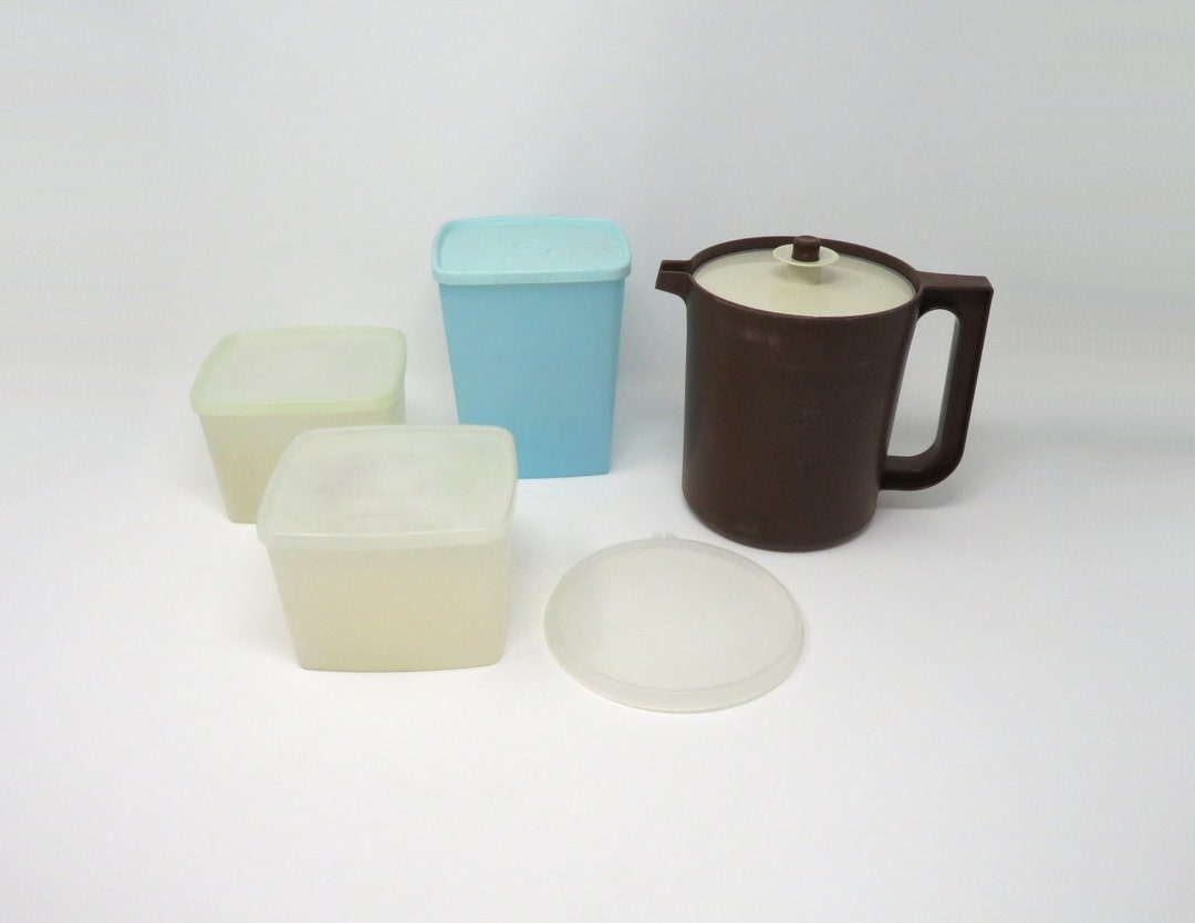 Vintage 1970s to 1980s Tupperware Containers - Store Your Stuff - Lid ...