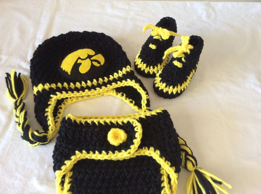 Iowa Hawkeyes Baby Crochet Set: Hat, Diaper Cover, Shoes - Etsy