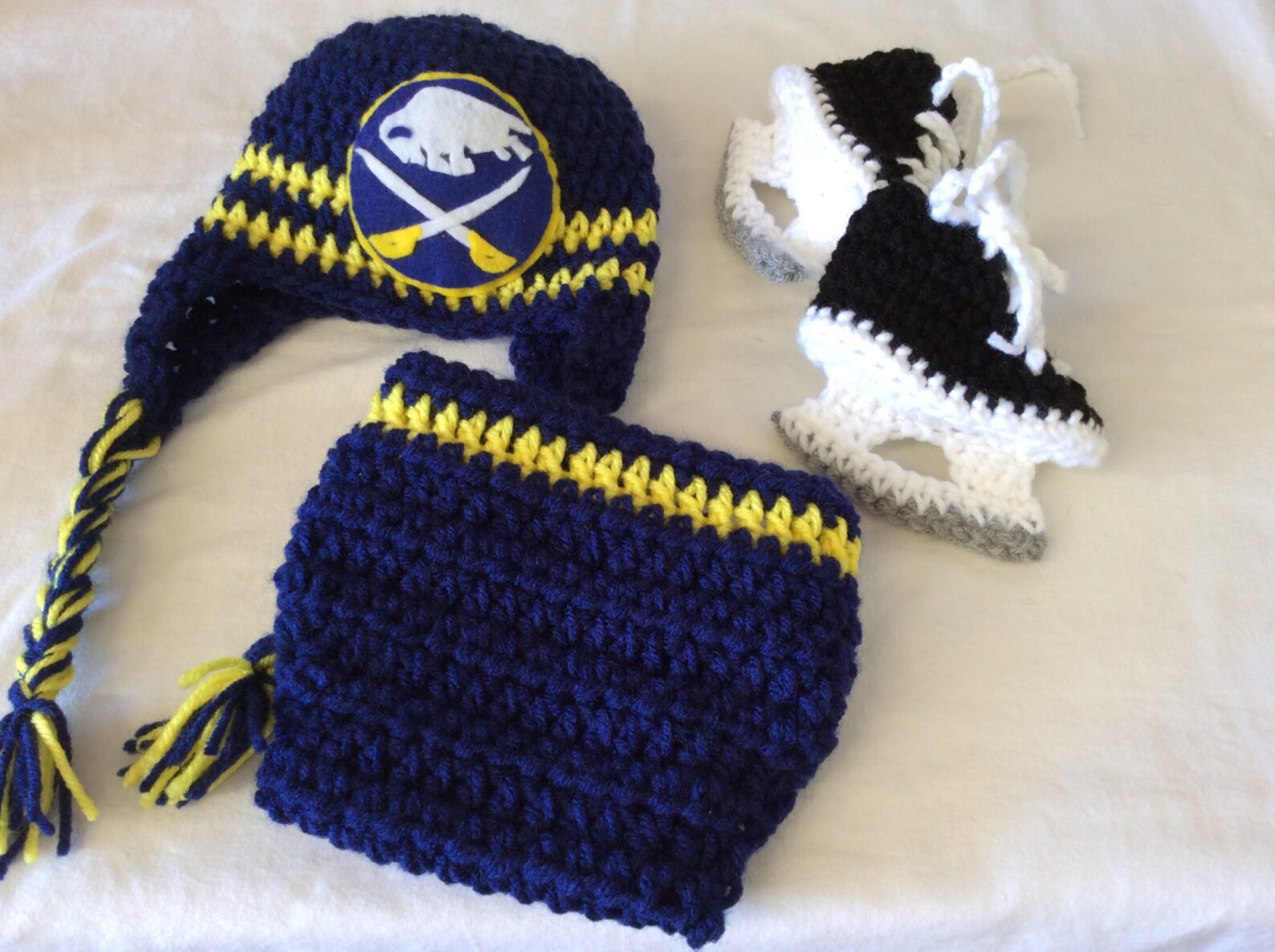 Buffalo Sabres. Baby Crochet Hockey Earflap Hat, Diaper Cover, and ...