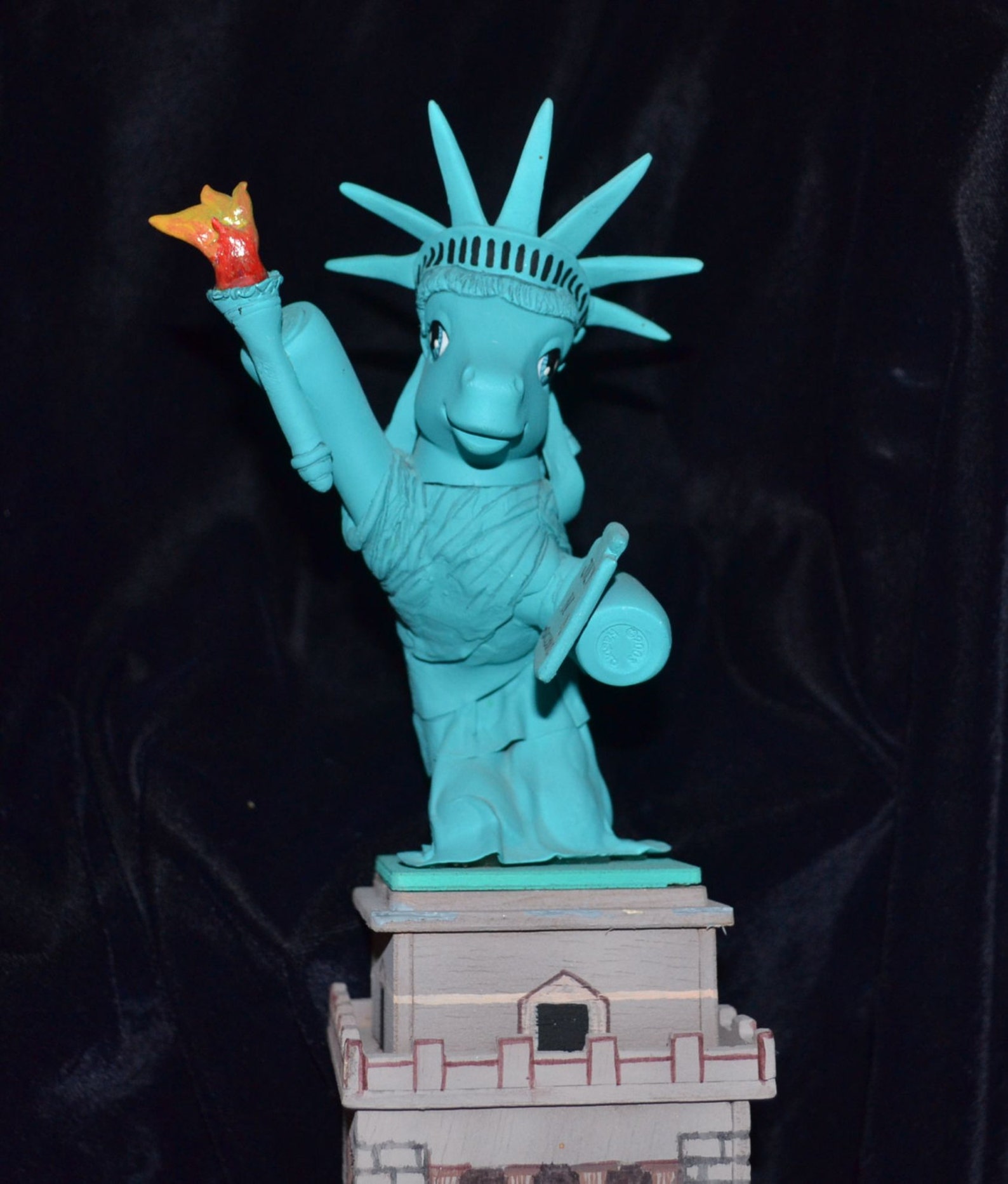 Custom My Little Pony Statue of Liberty - Etsy