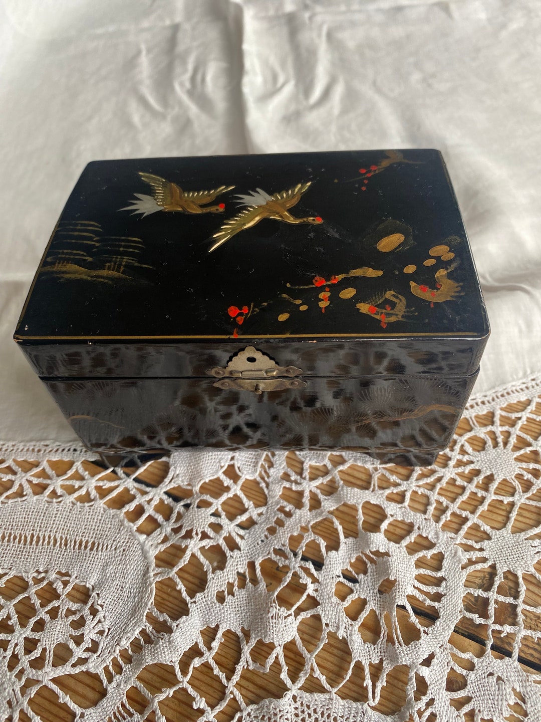 Vintage Lacquered Music Box - Etsy
