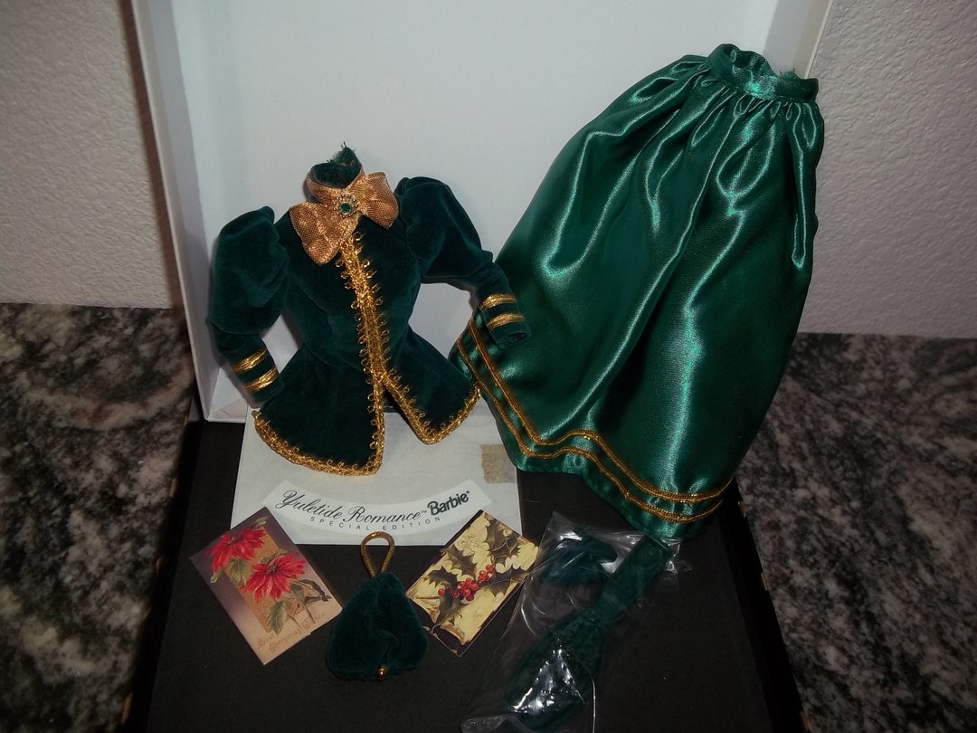 Yuletide Romance Velvet Barbie Outfit Purse Shoes Brush Special Edition ...