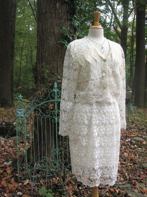Beautiful Ivory lace Suit - Gem