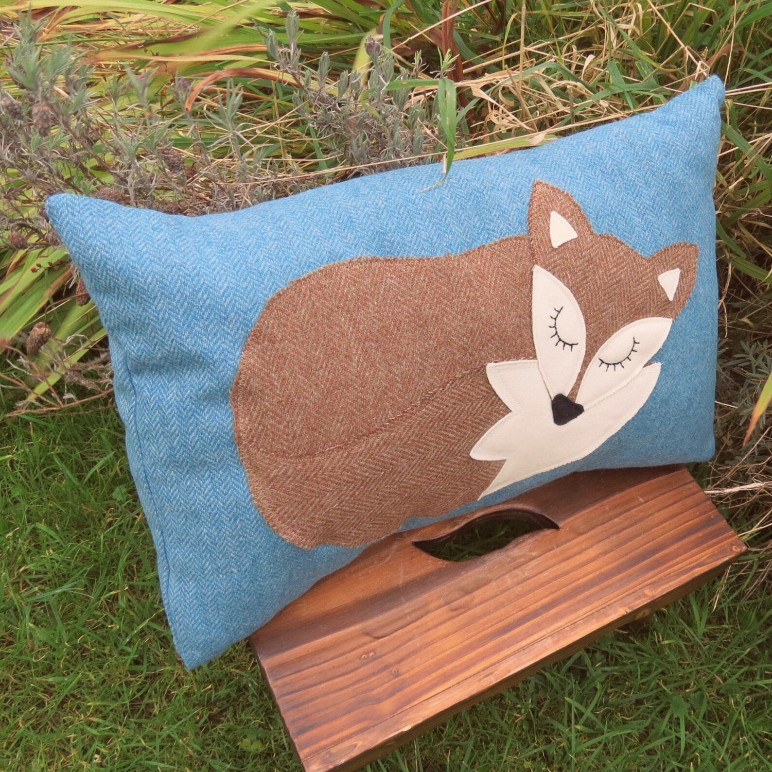 Fox Cushion. A Fox Cushion Made From Tactile Wool. Complete | Etsy