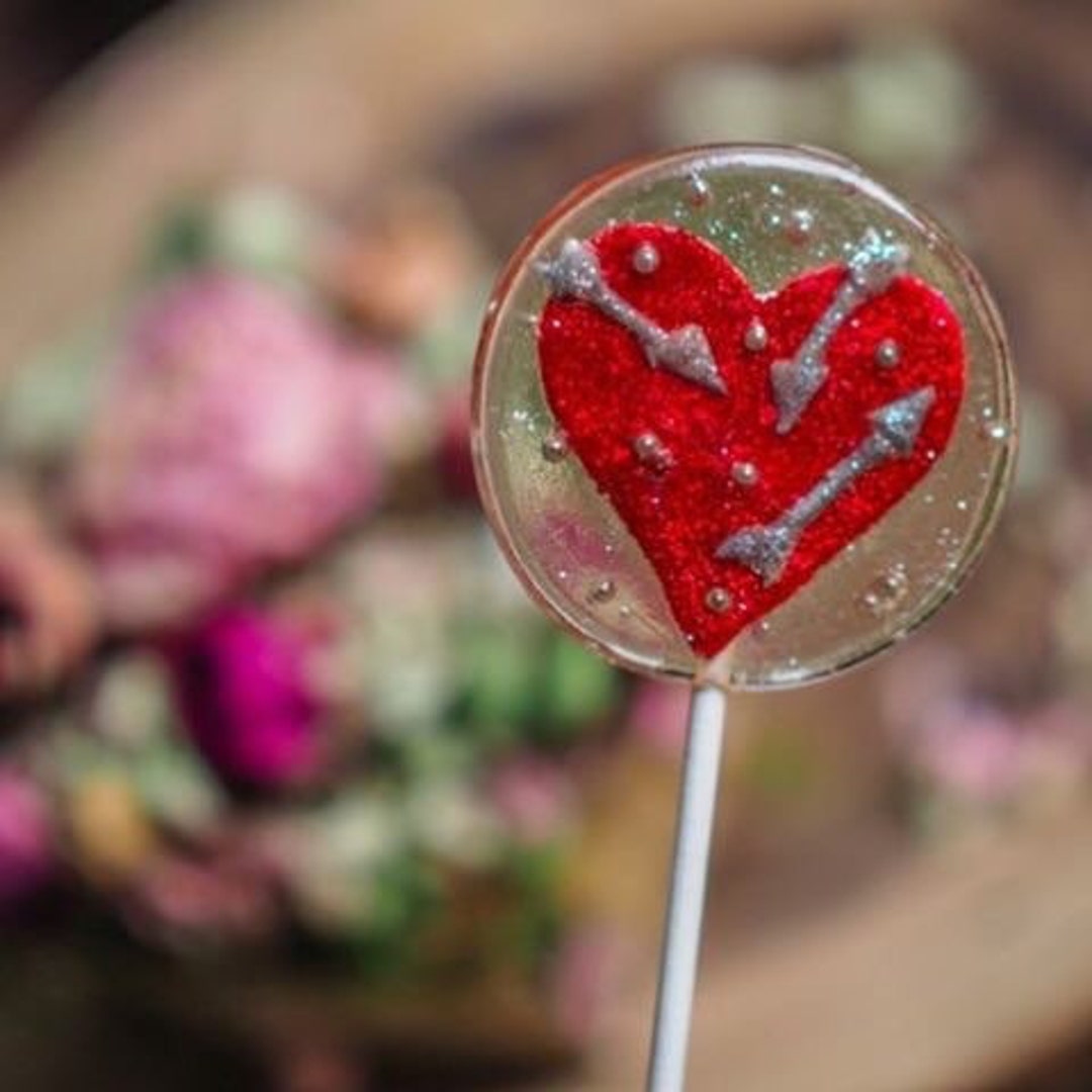 3 Natural Chocolate and Raspberry Flavored Hearts and Arrows Valentines ...