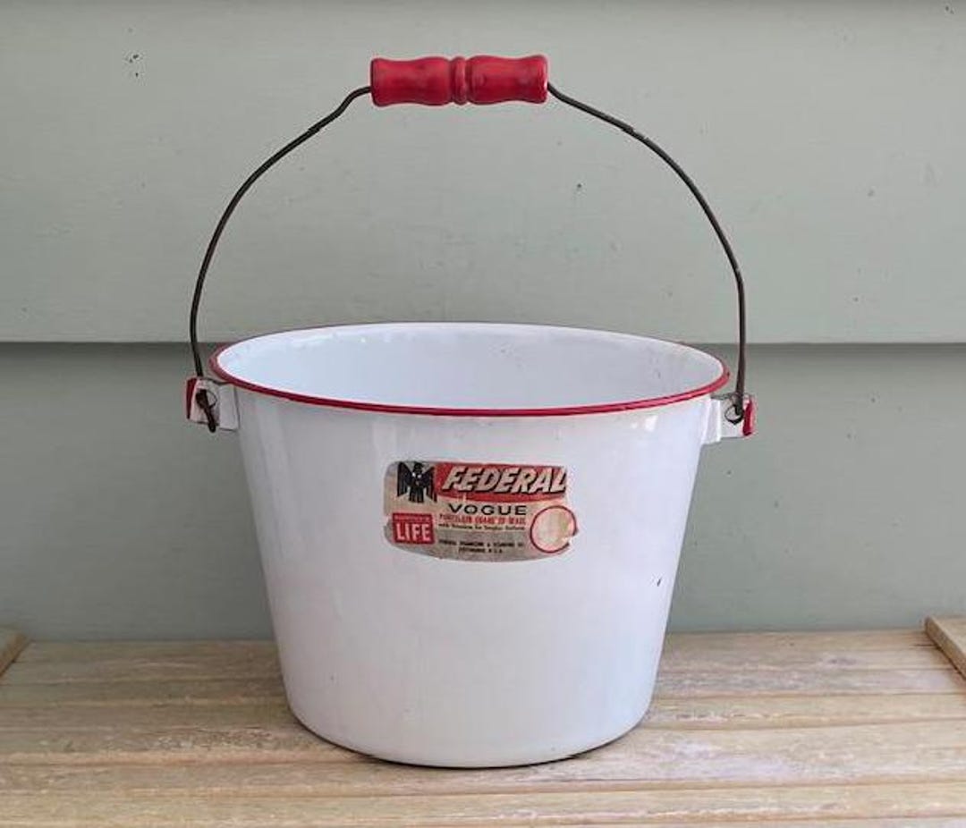 Vintage Federal Vogue Enamel Bucket, Farmhouse Enamelware - Etsy