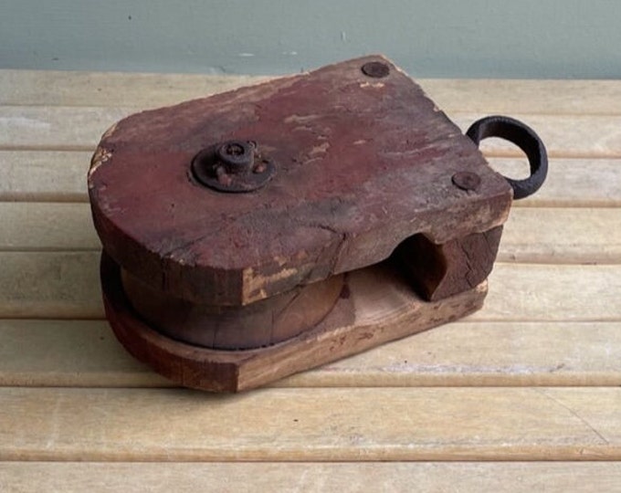 Vintage Wood and Iron Pulley, Farmhouse Decor - Etsy