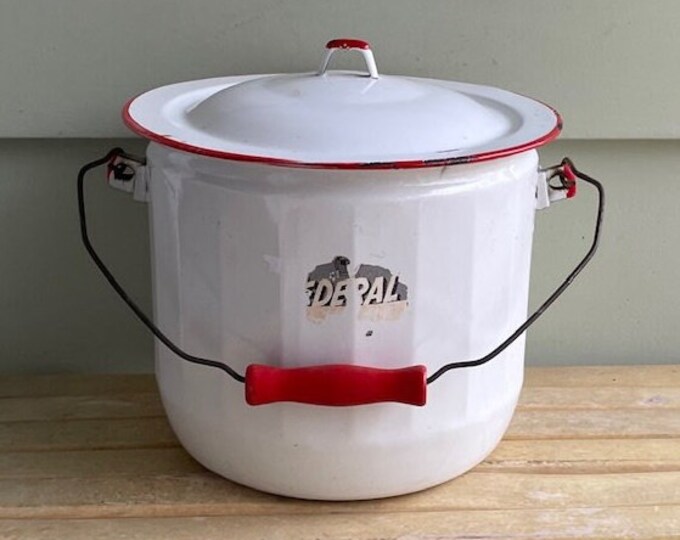 Vintage Federal Chamber Pot With Lid, White With Red Trim Enamelware ...
