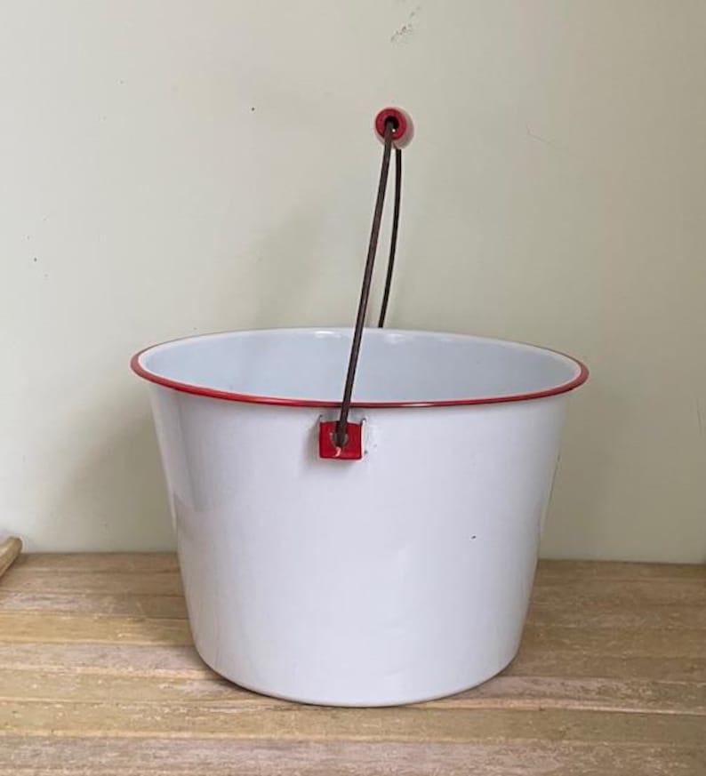 White With Red Trim Enamel Bucket, Farmhouse Enamelware, Old Kentucky ...