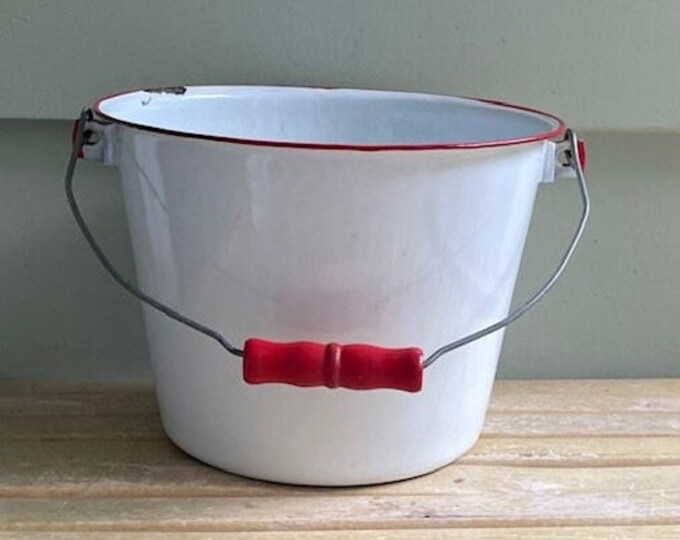 White With Red Trim Enamel Bucket, Farmhouse Enamelware - Etsy