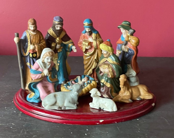 Vintage 11 Piece Nativity Set With Wood Base - Etsy