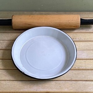 Vintage Enamel Pie Pan With Wood Rolling Pin - Etsy
