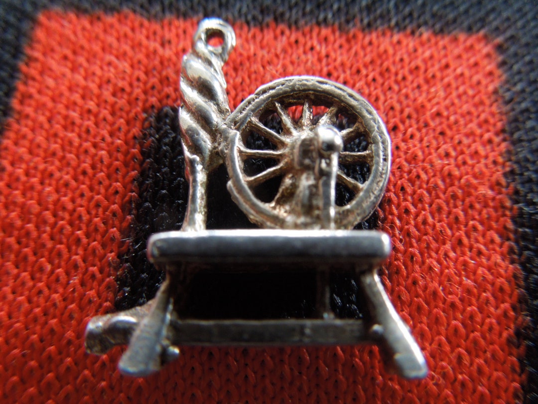 Sterling Spinning Wheel Charm Vintage Spinning Wheel Sterling Silver ...