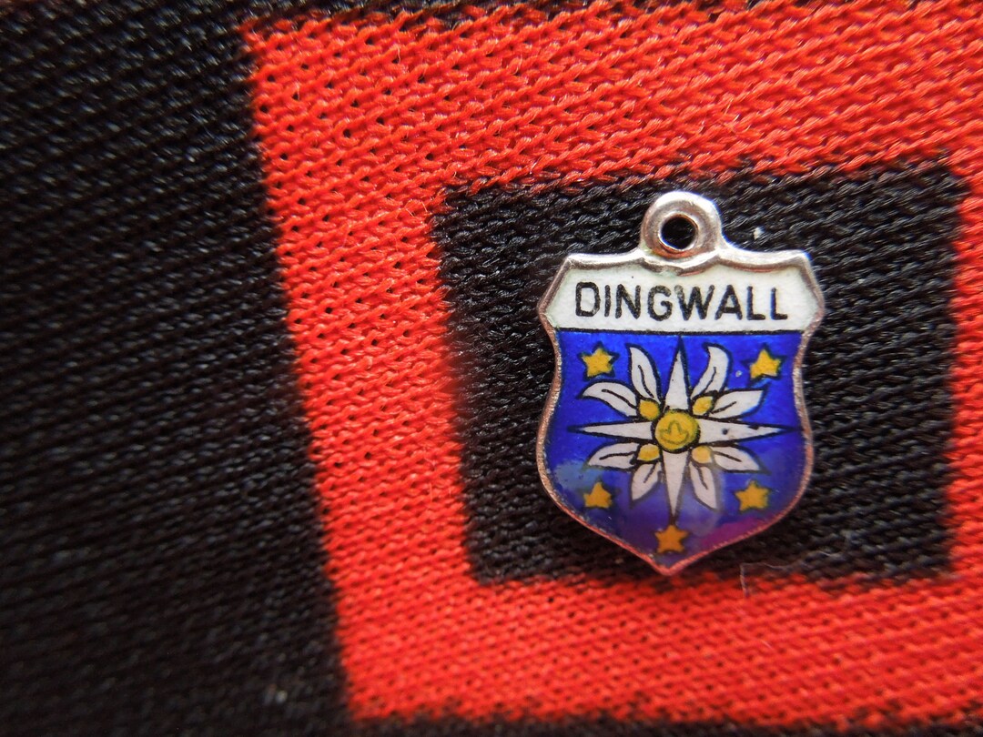 Enamel Silver Dingwall Charm Scotland Shield Silver Charm for Bracelet ...