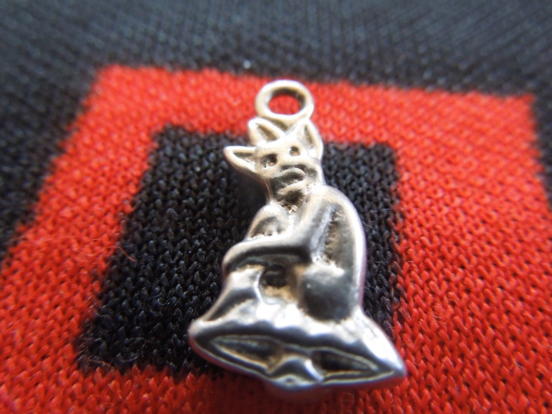 Sterling Pixie Charm Figural Elf Pixie on a Toadstool Sterling Silver ...
