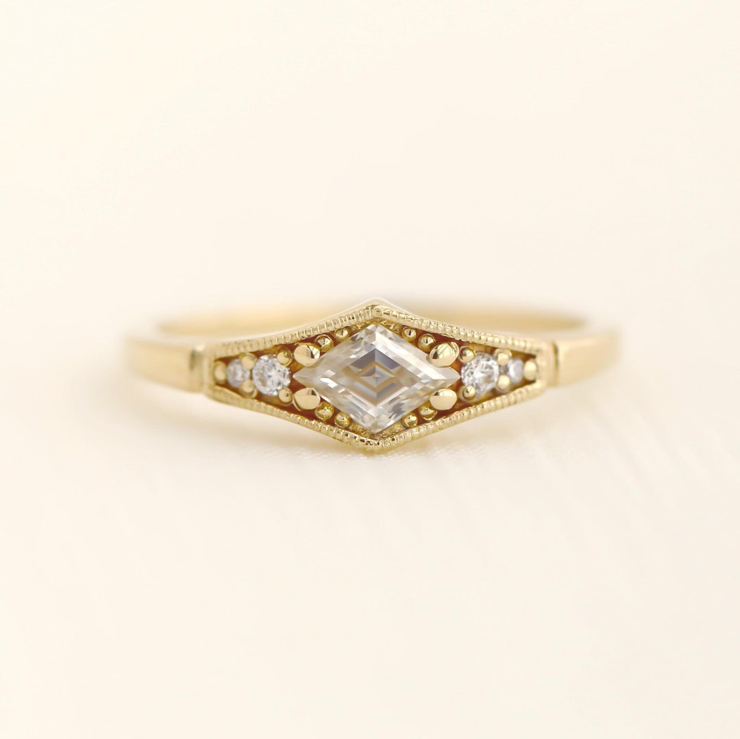 Helia Ring, Lozenge-cut Ring, Wedding Ring, Engagement Ring, Statement ...