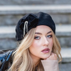 Luxury Black Beret With Velvet Bow and Rhinestones, Modern French Beret ...