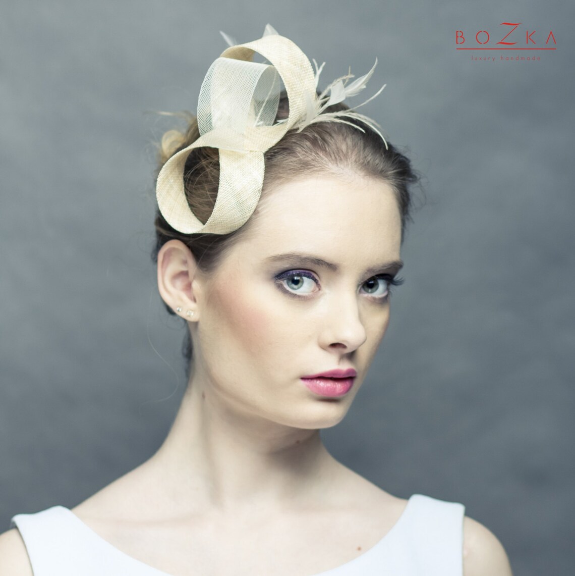 Modern Fascinator With Feathers Wedding Beige Headpiece | Etsy