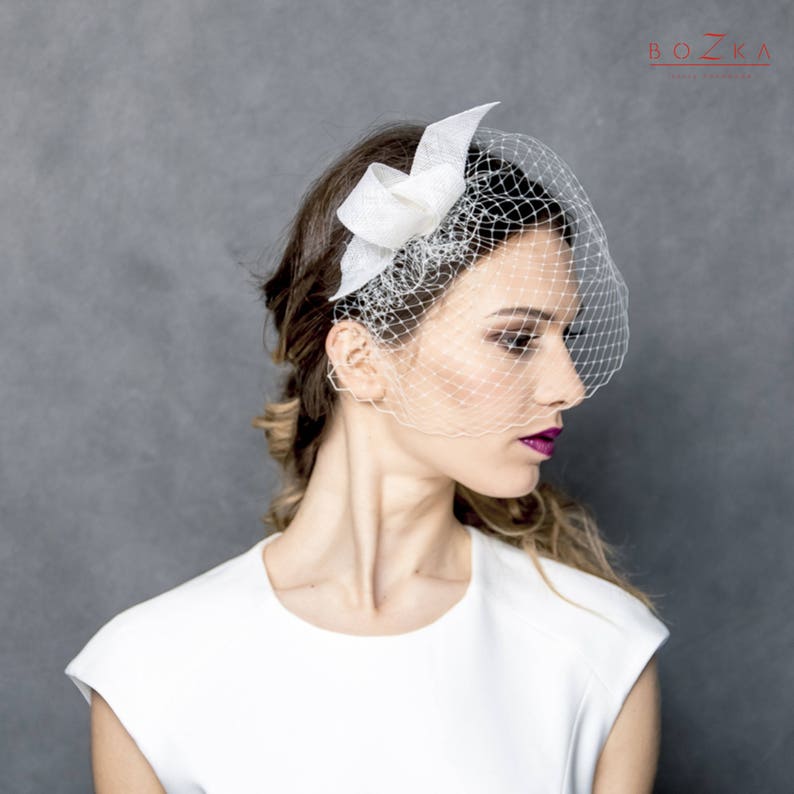 Modern Simple Wedding Fascinator With Knot Theme Veiling on | Etsy