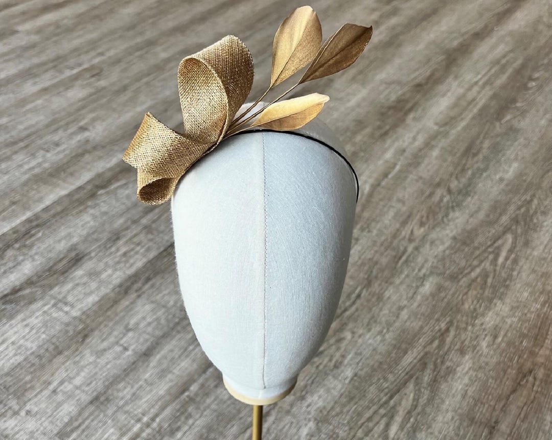Modern Fascinator With Feathers, Gold Fascinator, Sinamay Bow With ...