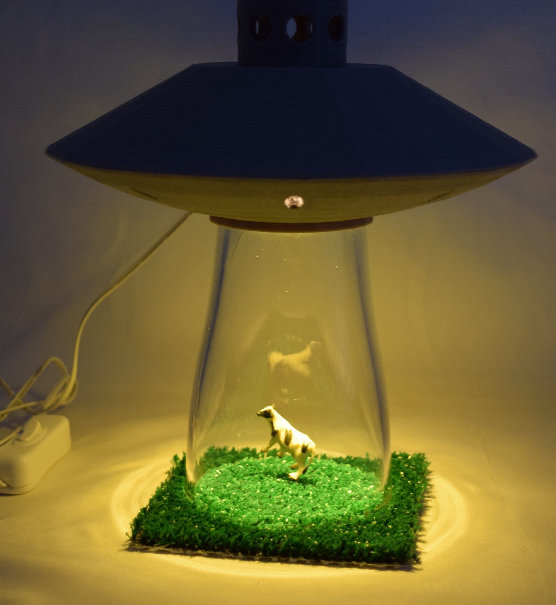 MERMAID Silver Ufo Alien Abduction Desk Lamp Sci Fi Spaceship ...